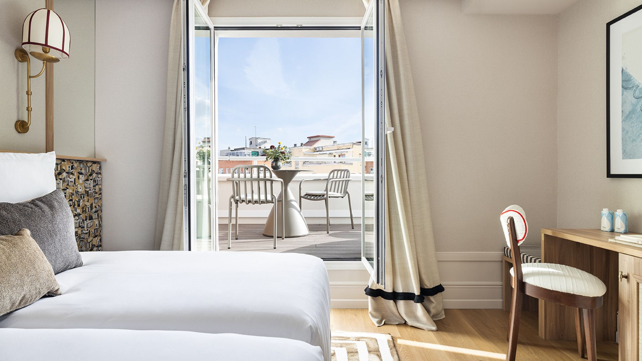 One Shot La Latina Madrid | Central hotel in a lively neighbourhood